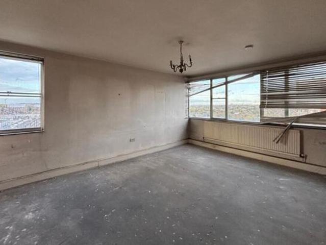 For Sale 2 Bedroom Apartment Barnet Greater London DLS98930072