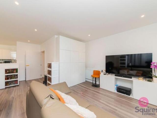 For Sale 2 Bedroom Apartment Barnet Greater London DLS101675687