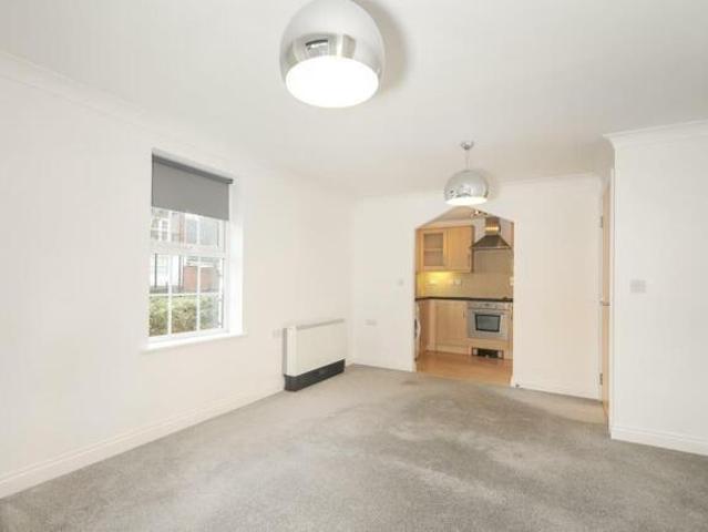 For Sale 2 Bedroom Apartment Berkshire West Berkshire DLS98834701