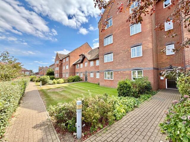 For Sale 2 Bedroom Apartment Bexhill East Sussex DS100398521