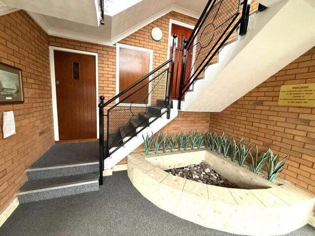 For Sale 2 Bedroom Apartment Birkenhead Wirral DS98504110