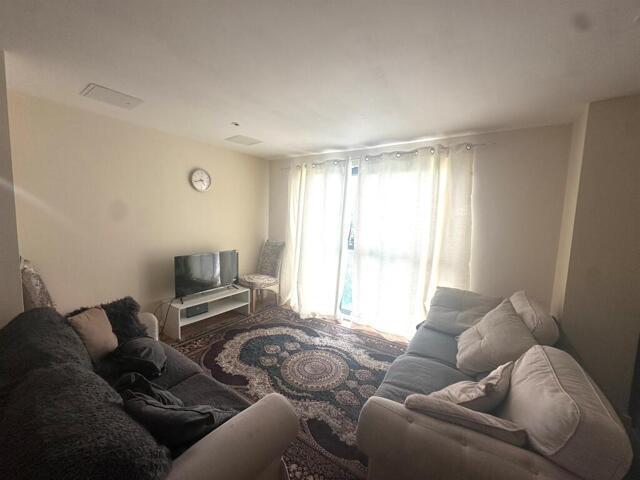 For Sale 2 Bedroom Apartment Bletchley Buckinghamshire DLS99986221