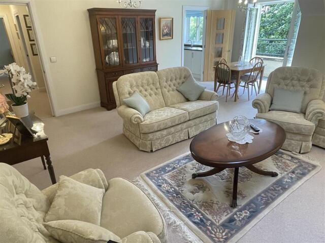 For Sale 2 Bedroom Apartment Bourton On Water Gloucestershire DLS98903205