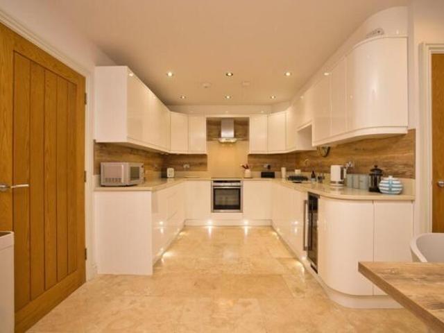 For Sale 2 Bedroom Apartment Broadstairs Kent DS98766032