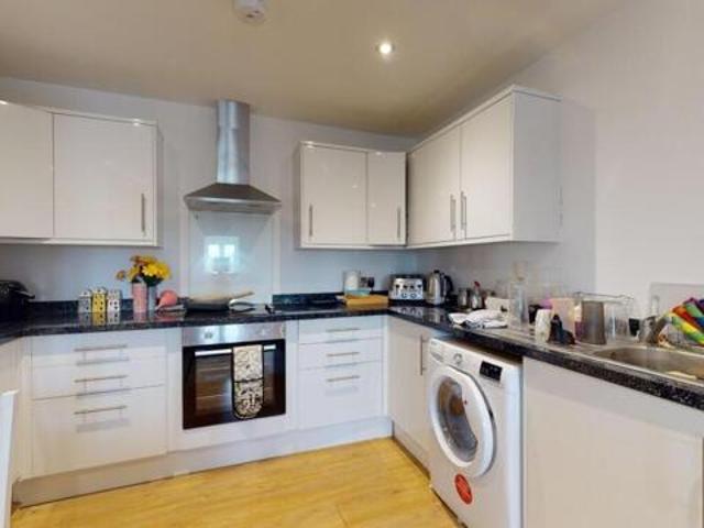 For Sale 2 Bedroom Apartment Canterbury Kent DS99029223