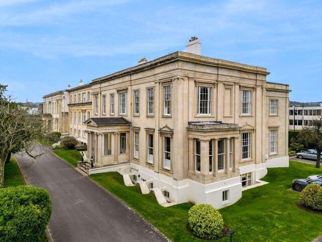 For Sale 2 Bedroom Apartment Cheltenham Gloucestershire DLS100541096