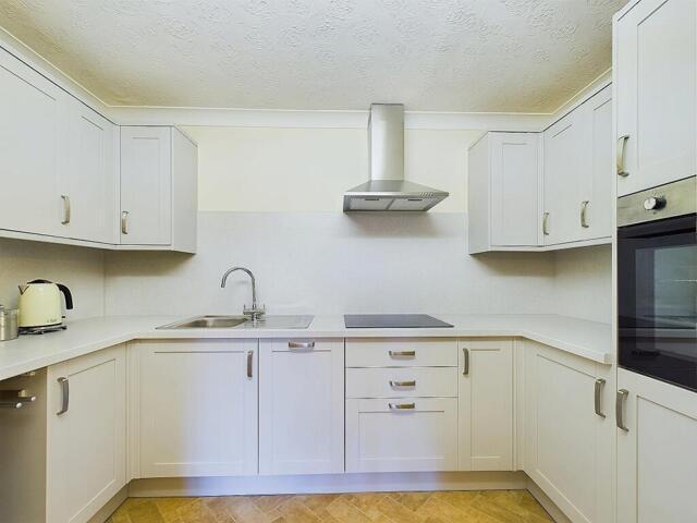 For Sale 2 Bedroom Apartment Chester Flintshire DS89670525