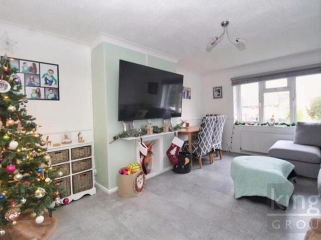 For Sale 2 Bedroom Apartment Cheshunt Great London DS100096939