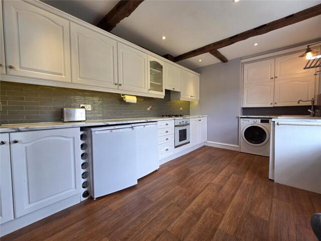 For Sale 2 Bedroom Apartment Christchurch Dorset DLS98718198