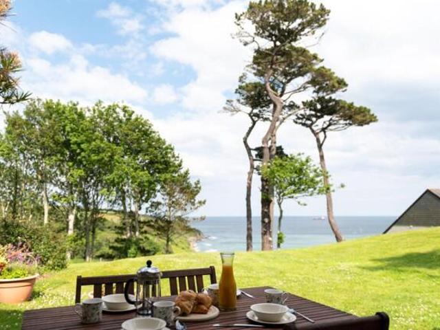For Sale 2 Bedroom Apartment Cornwell Cornwall DS99986219