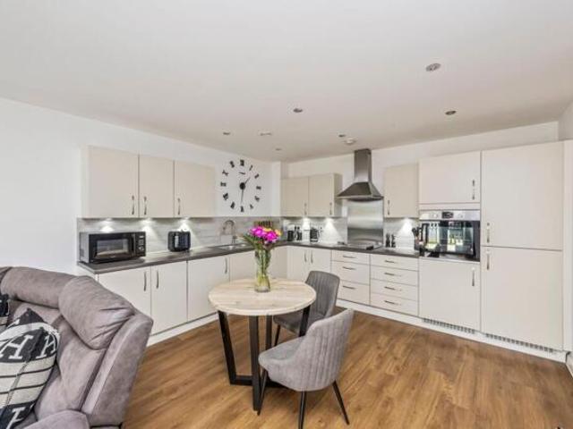 For Sale 2 Bedroom Apartment Coulsdon Greater London DLS101678778