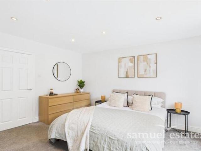 For Sale 2 Bedroom Apartment Croydon Greater London DLS93437069