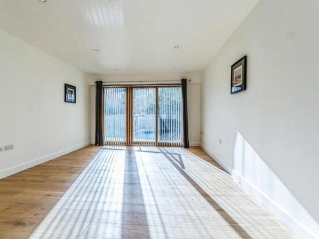 For Sale 2 Bedroom Apartment Croydon Greater London DS98233364