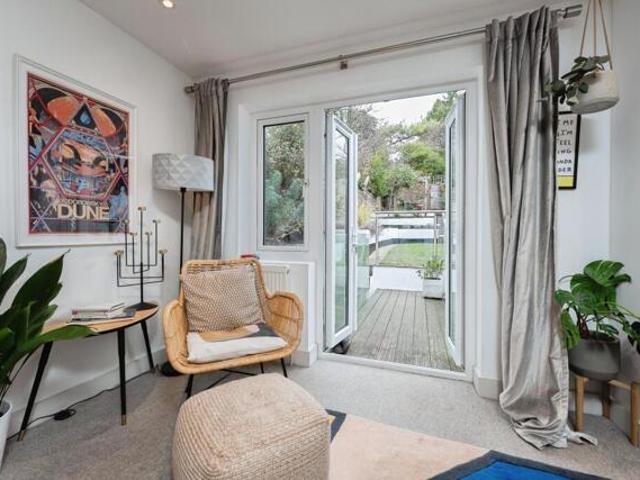 For Sale 2 Bedroom Apartment Croydon Greater London DS99092695