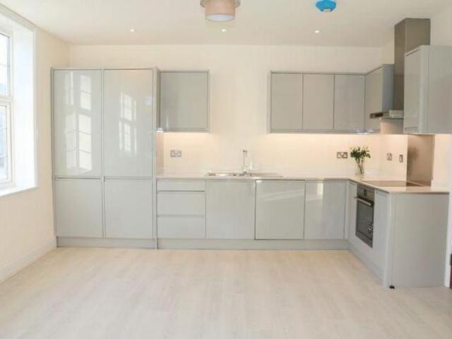 For Sale 2 Bedroom Apartment Croydon Greater London DS99161457