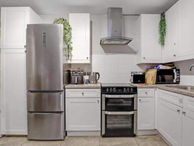 For Sale 2 Bedroom Apartment Croydon Greater London DS99572114
