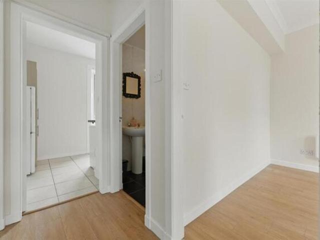 For Sale 2 Bedroom Apartment Dunfermline Fife DLS98477503