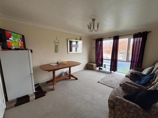 For Sale 2 Bedroom Apartment Durham Durham DLS101678611