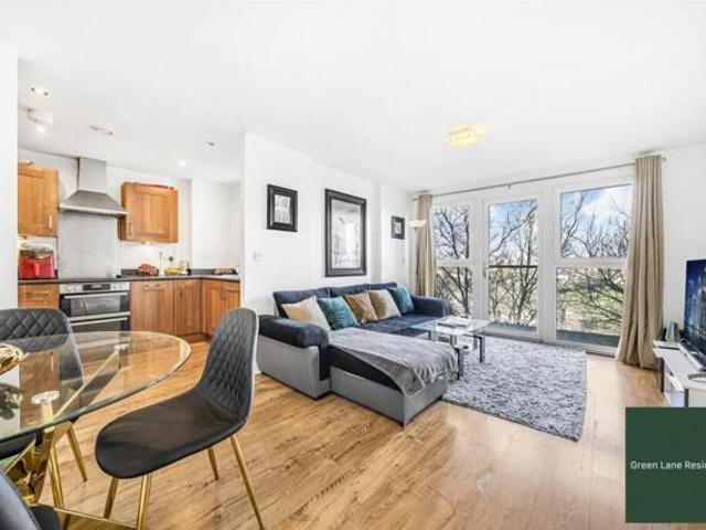 For Sale 2 Bedroom Apartment Dagenham Greater London DS100786475