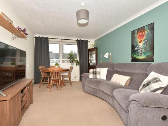 For Sale 2 Bedroom Apartment Dover Kent DS100342943