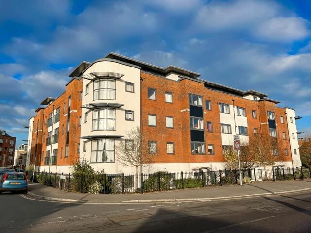 For Sale 2 Bedroom Apartment East Sussex West Sussex DS99130324