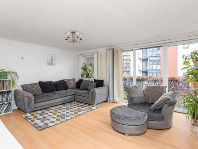 For Sale 2 Bedroom Apartment Edinburgh City Of Edinburgh DLS99436998