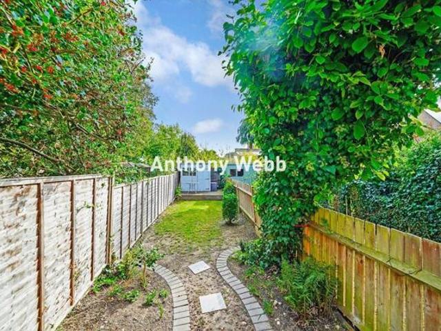 For Sale 2 Bedroom Apartment Enfield Greater London DLS98649057