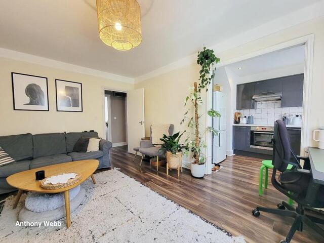 For Sale 2 Bedroom Apartment Enfield Greater London DLS99029370