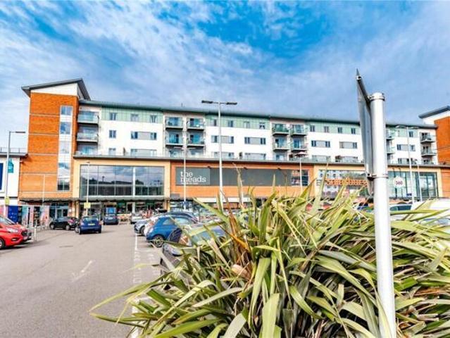 For Sale 2 Bedroom Apartment Farnborough Hampshire DS99029415