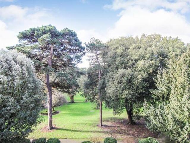 For Sale 2 Bedroom Apartment Folkestone Kent DLS100132231