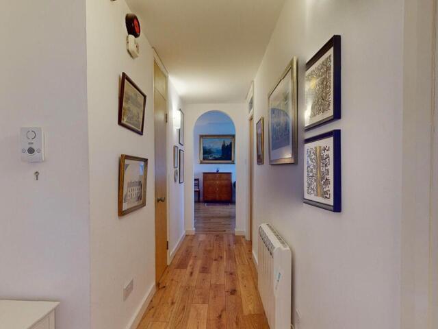 For Sale 2 Bedroom Apartment Folkestone Kent DS99895106
