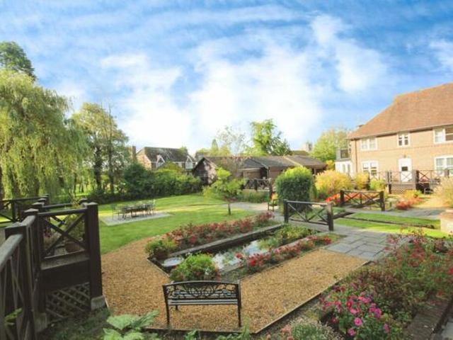 For Sale 2 Bedroom Apartment Fordingbridge Hampshire DS98834575