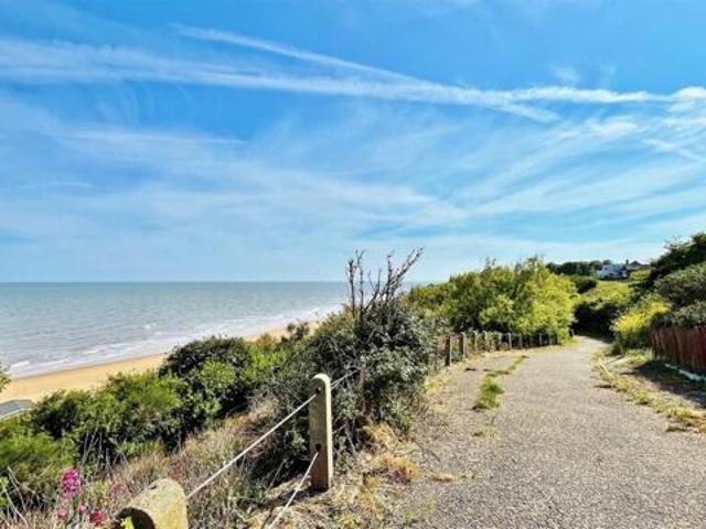 For Sale 2 Bedroom Apartment Frinton On Sea Essex DLS100987752