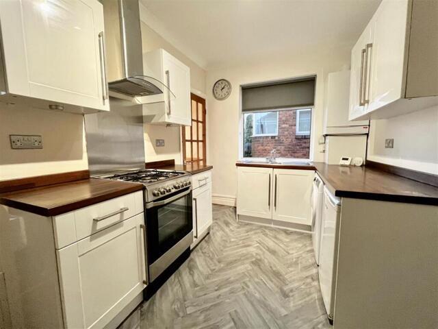 For Sale 2 Bedroom Apartment Gateshead Tyne Y Wear DS101892322