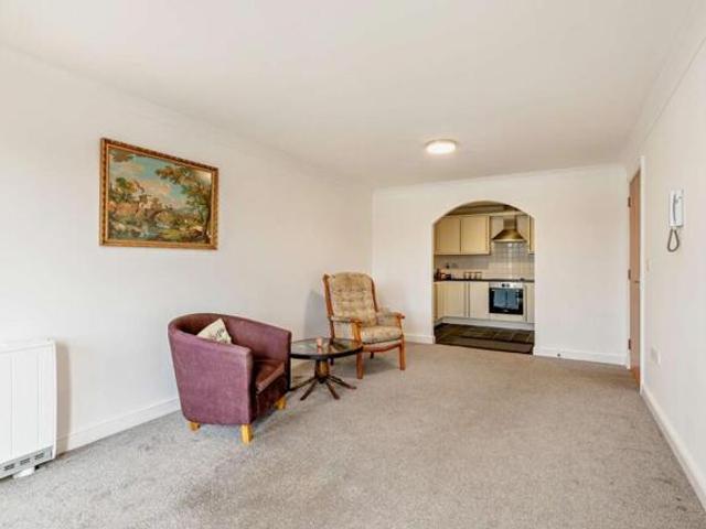 For Sale 2 Bedroom Apartment Gravesend Kent DLS101677675