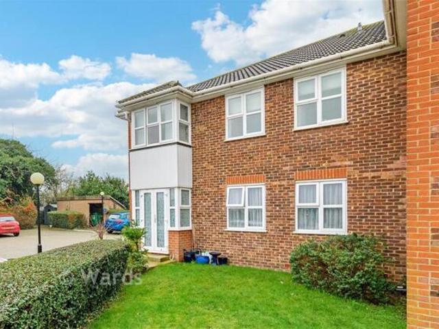 For Sale 2 Bedroom Apartment Gravesend Kent DS101996068