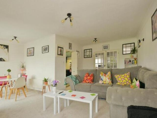 For Sale 2 Bedroom Apartment Hythe Kent DLS100953592
