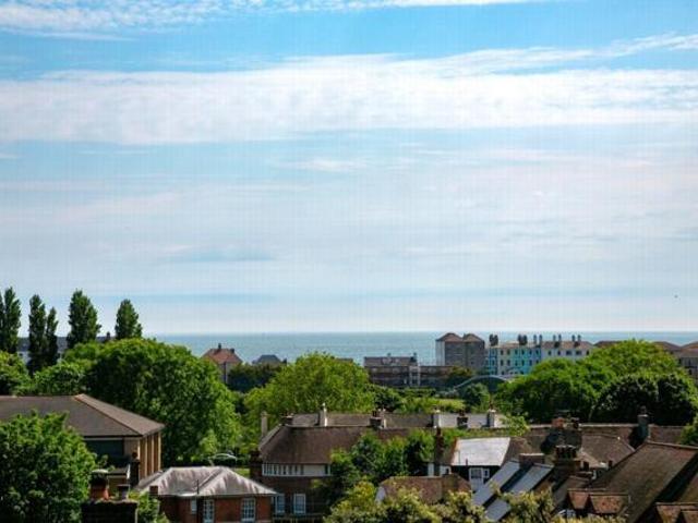 For Sale 2 Bedroom Apartment Hythe Kent DLS99773954