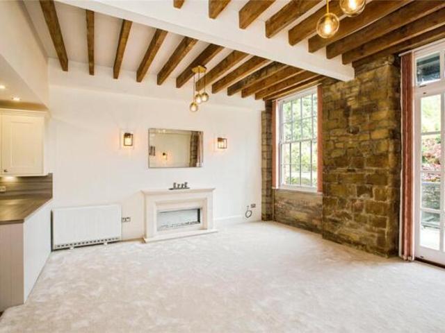 For Sale 2 Bedroom Apartment Halifax Calderdale DS99029284