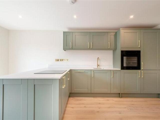For Sale 2 Bedroom Apartment Harrogate North Yorkshire DS99808894