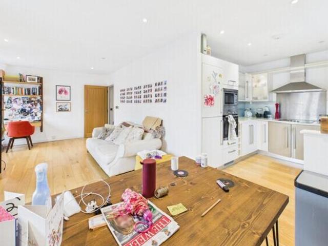 For Sale 2 Bedroom Apartment Haywards Heath West Sussex DLS100854752