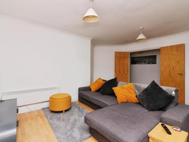 For Sale 2 Bedroom Apartment Hertford Hertfordshire DS99523744