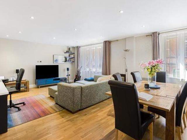 For Sale 2 Bedroom Apartment Hertfordshire Hertfordshire DS100426135
