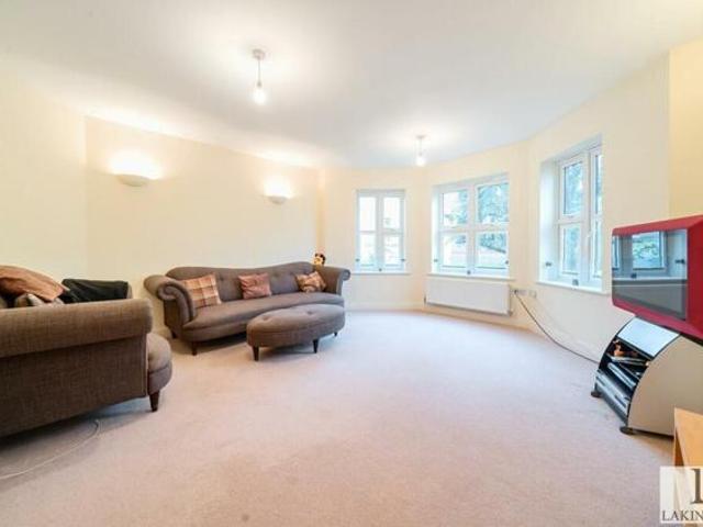 For Sale 2 Bedroom Apartment Hillingdon Greater London DS100366413
