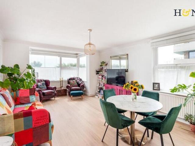 For Sale 2 Bedroom Apartment Hove East Sussex DS99290573
