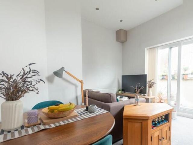 For Sale 2 Bedroom Apartment Keighley Bradford DLS100685108