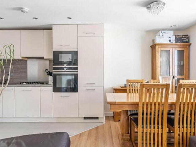 For Sale 2 Bedroom Apartment Kent Kent DS99808766