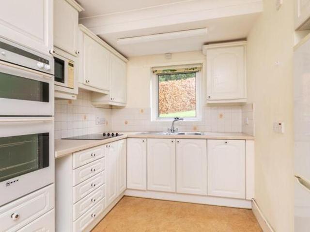 For Sale 2 Bedroom Apartment Kings Worthy Hampshire DS100855088