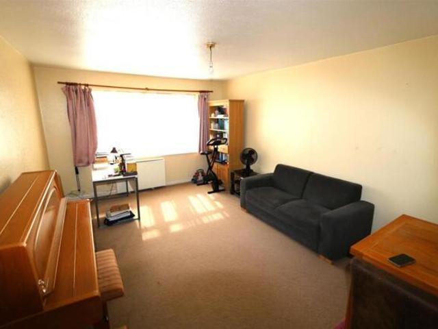 For Sale 2 Bedroom Apartment Kingston Upon Thames Great London DLS99475808