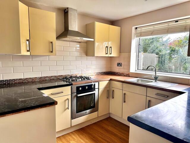 For Sale 2 Bedroom Apartment Lancing West Sussex DLS100456483
